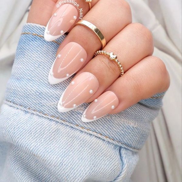 H B Nails Spa